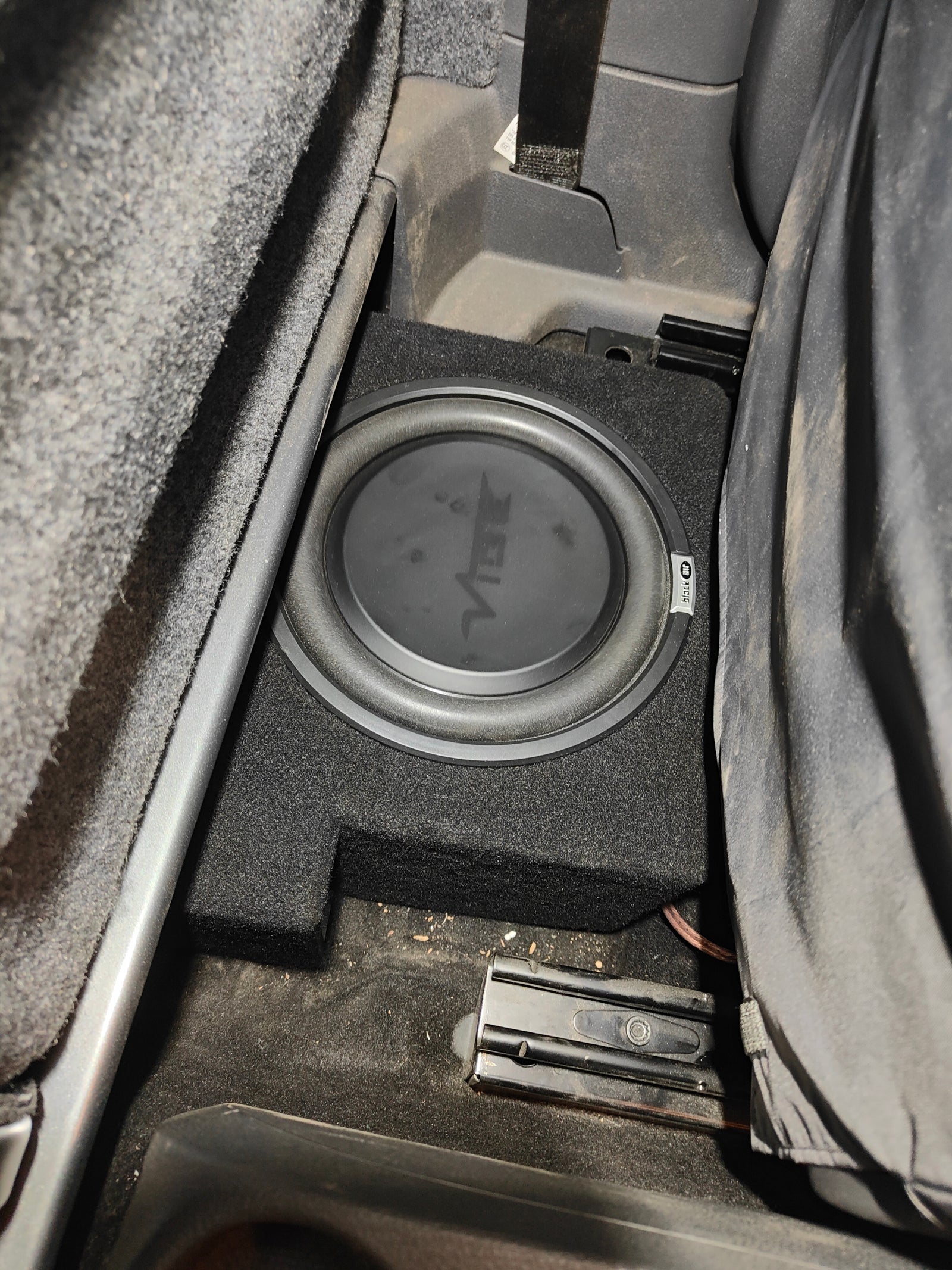 Vw caddy mk3/mk4 10" subwoofer package